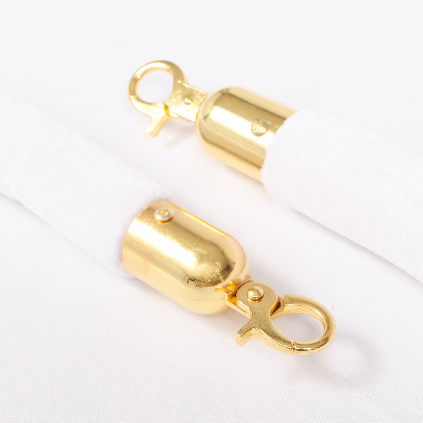 Bollard Velvet Rope - White (Gold Clips) – Luna Wedding & Event Supplies