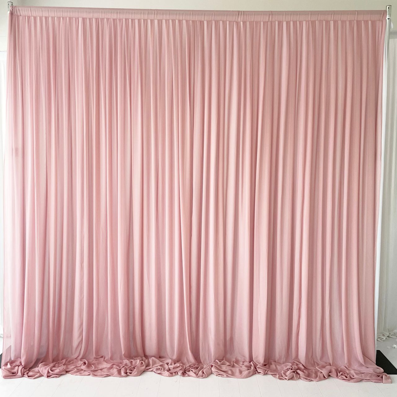 Blush & White Chiffon Backdrop - Wedding Chiffon Drapes | Luna Wedding ...