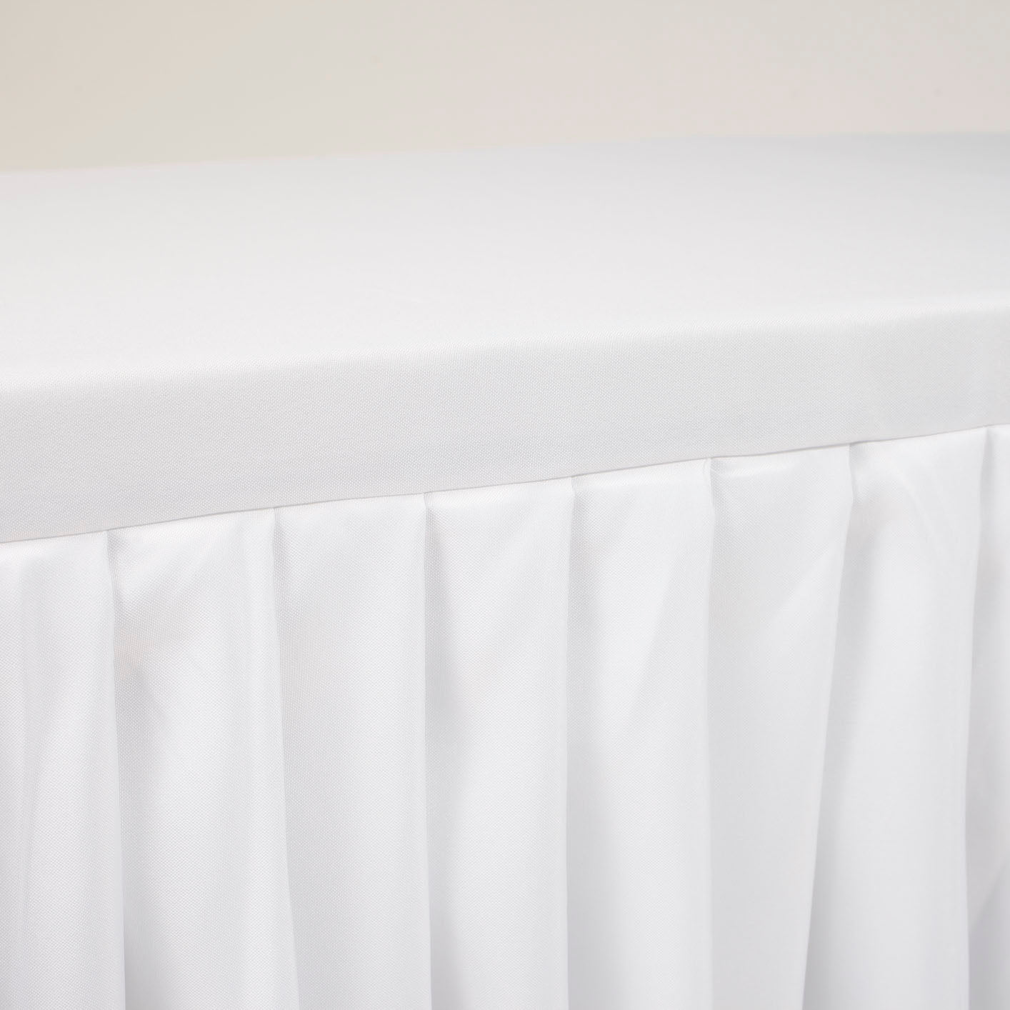 Shop White Fitted Tablecloth with Table Skirting For 6ft Trestle Table ...